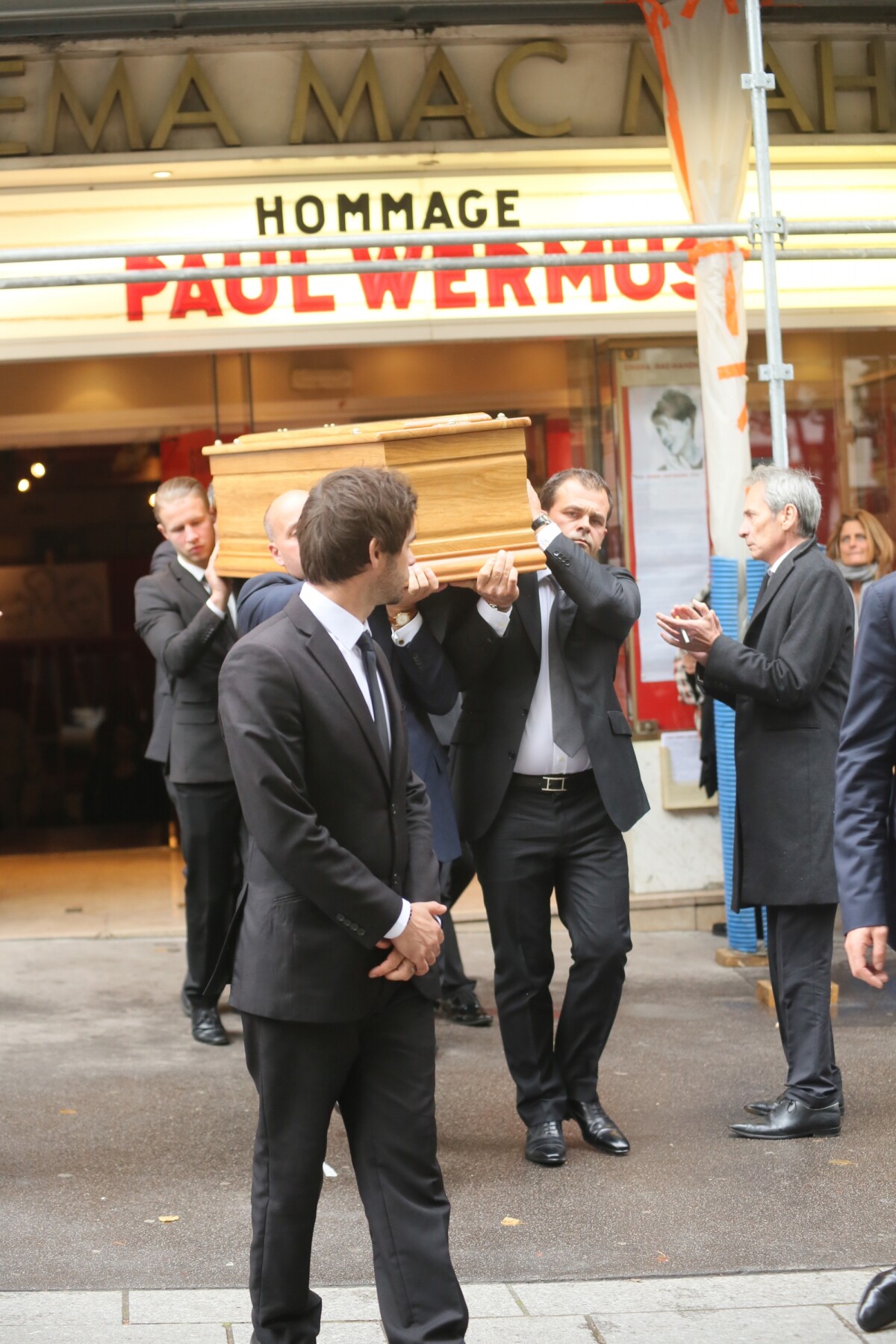 Photo : Cérémonie en hommage à Paul Wermus au Cinéma Mac Mahon à Paris ...