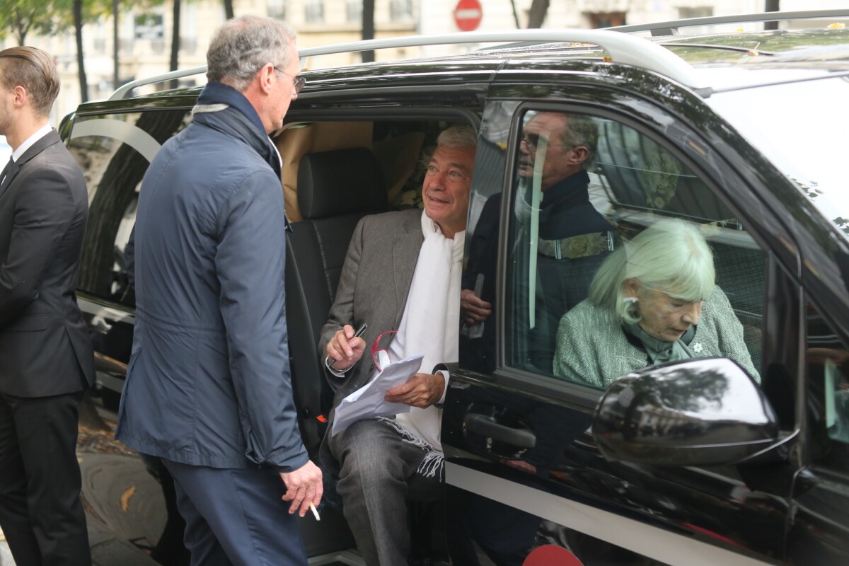 Photo : Alain Wermus, frère du défunt, lors de la cérémonie en hommage ...
