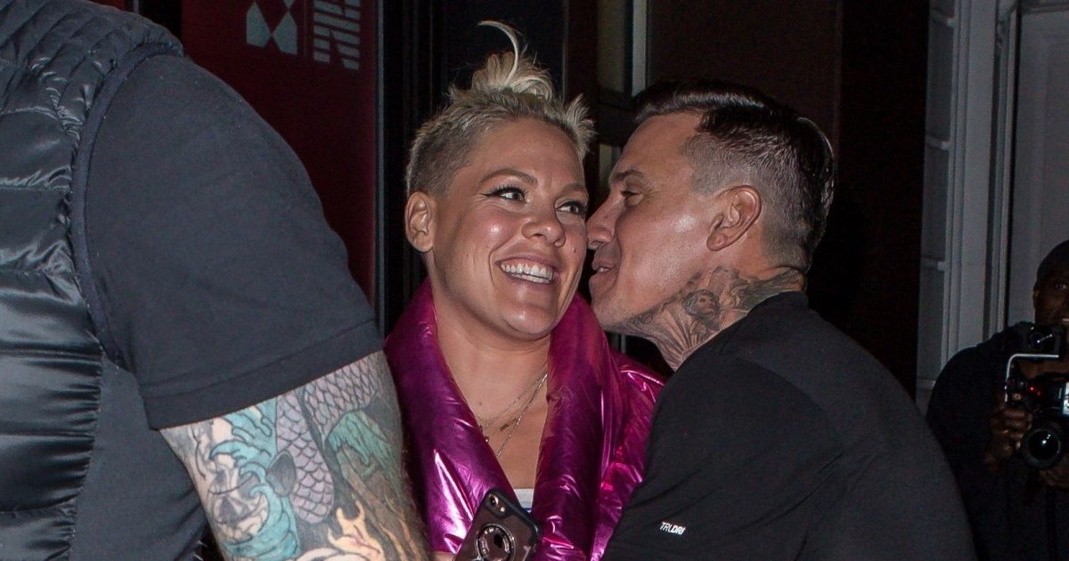 Pink et son mari Carey Hart à l'After Party Saturday Night Live au Dos ...