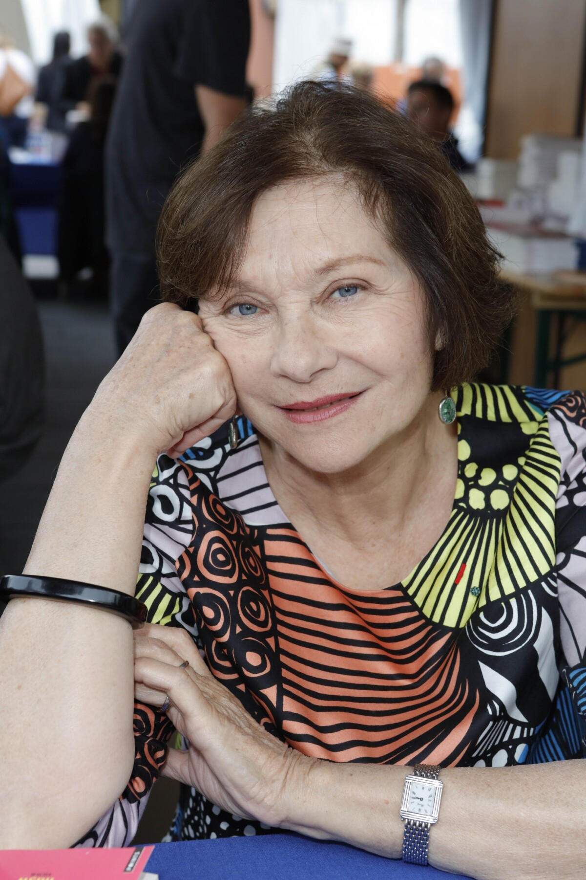 Photo : Macha Méril - Festival du Livre à Nice le 4 juin 2016. - Purepeople