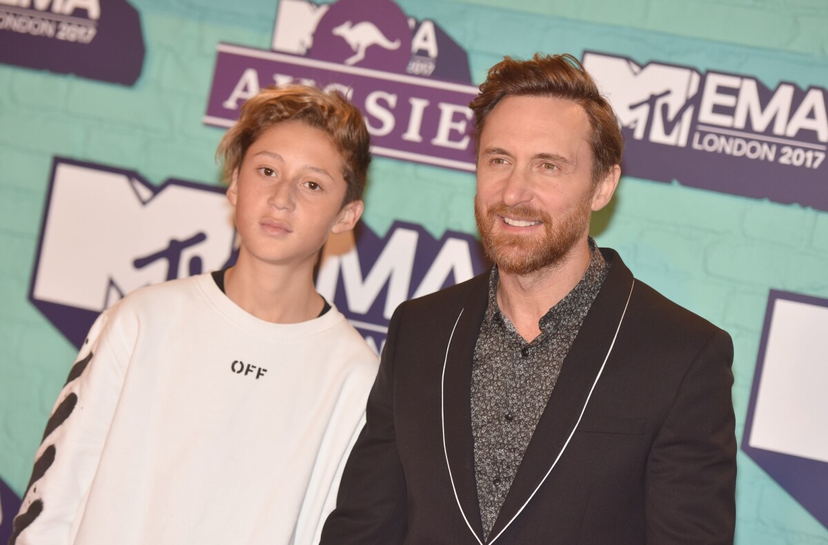 Photo : David Guetta et son fils Tim Elvis à la soirée MTV Europe Music ...