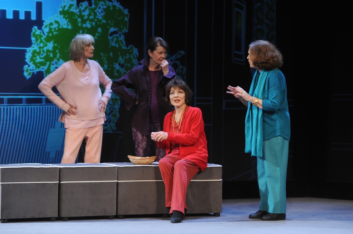 Photo : Edith Scob, Claire Nadeau, Judith Magre et Geneviève Fontanel ...