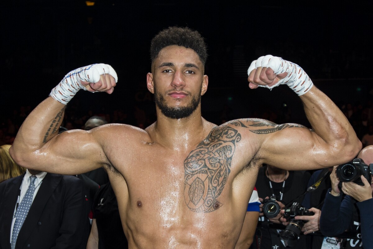 Photo : Tony Yoka au match de boxe "La Conquête" Acte 4 T.Yoka VS C ...