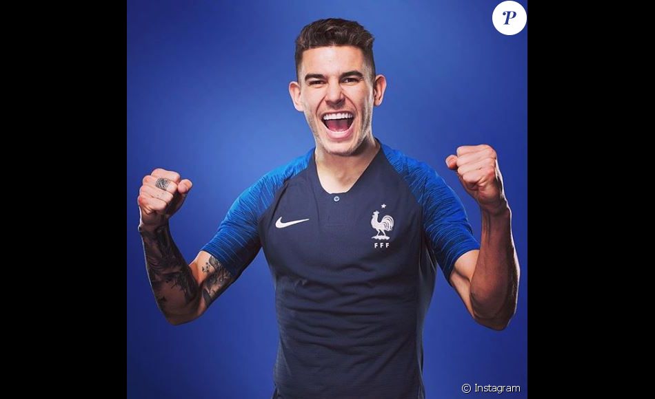 Lucas Hernandez sous les couleurs de l'équipe de France de football le ...