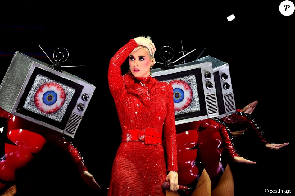 Katy Perry en concert lors de sa tournée Witness: The Tour au Qudos ...