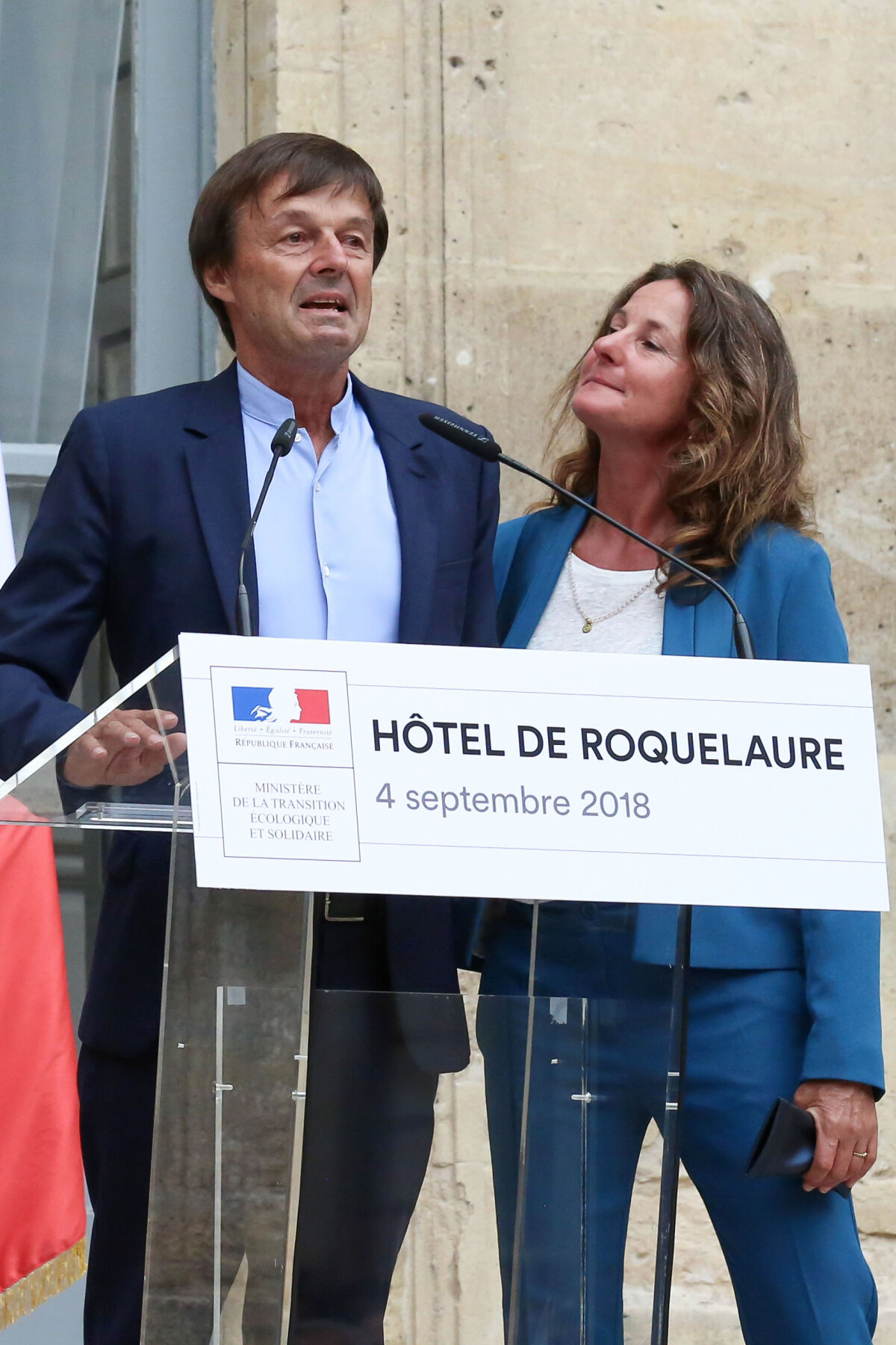Photo : Passation de pouvoir entre le ministre de la Transition ...