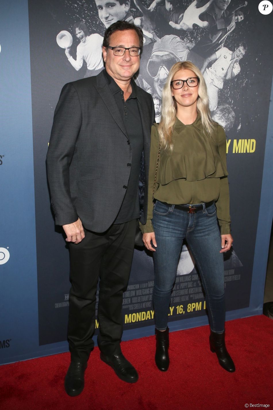 Bob Saget et sa compagne Kelly Rizzo à la première de 'Robin Williams ...