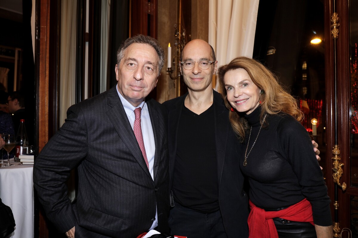 Photo : Thomas Levet, Bernard Werber et Cyrielle Claire lors de la ...
