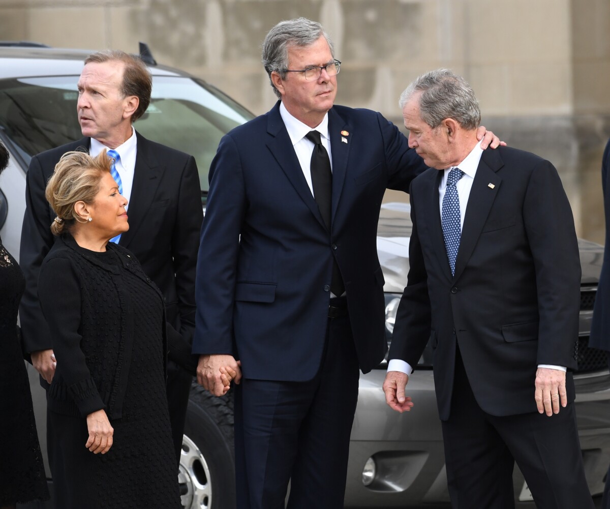 Photo : Jeb Bush - Obsèques de George H.W. Bush à la National Cathedral ...