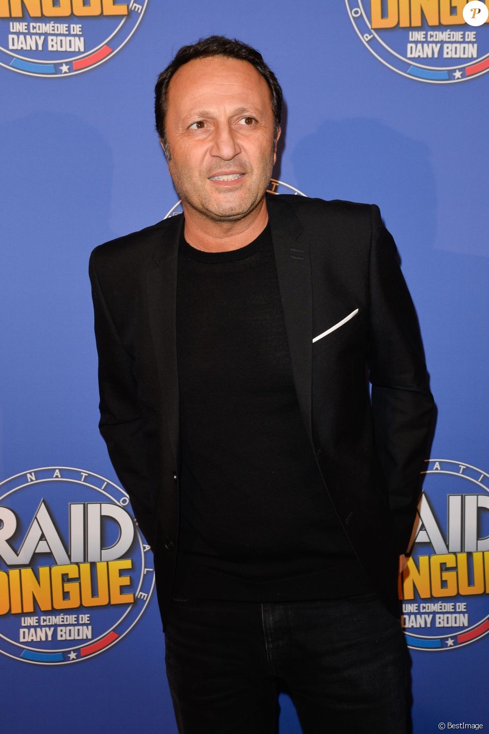Arthur lors de l'avant-première du film Raid Dingue au cinéma Pathé ...