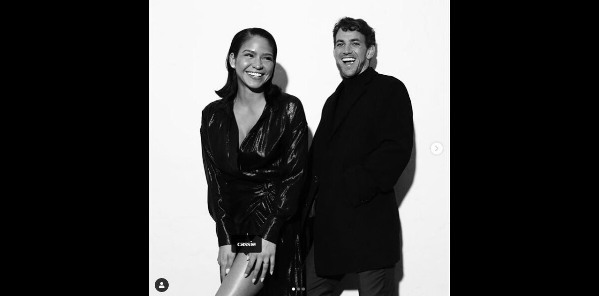 Photo : Alex Fine témoigne son amour à Cassie sur Instagram, à l ...