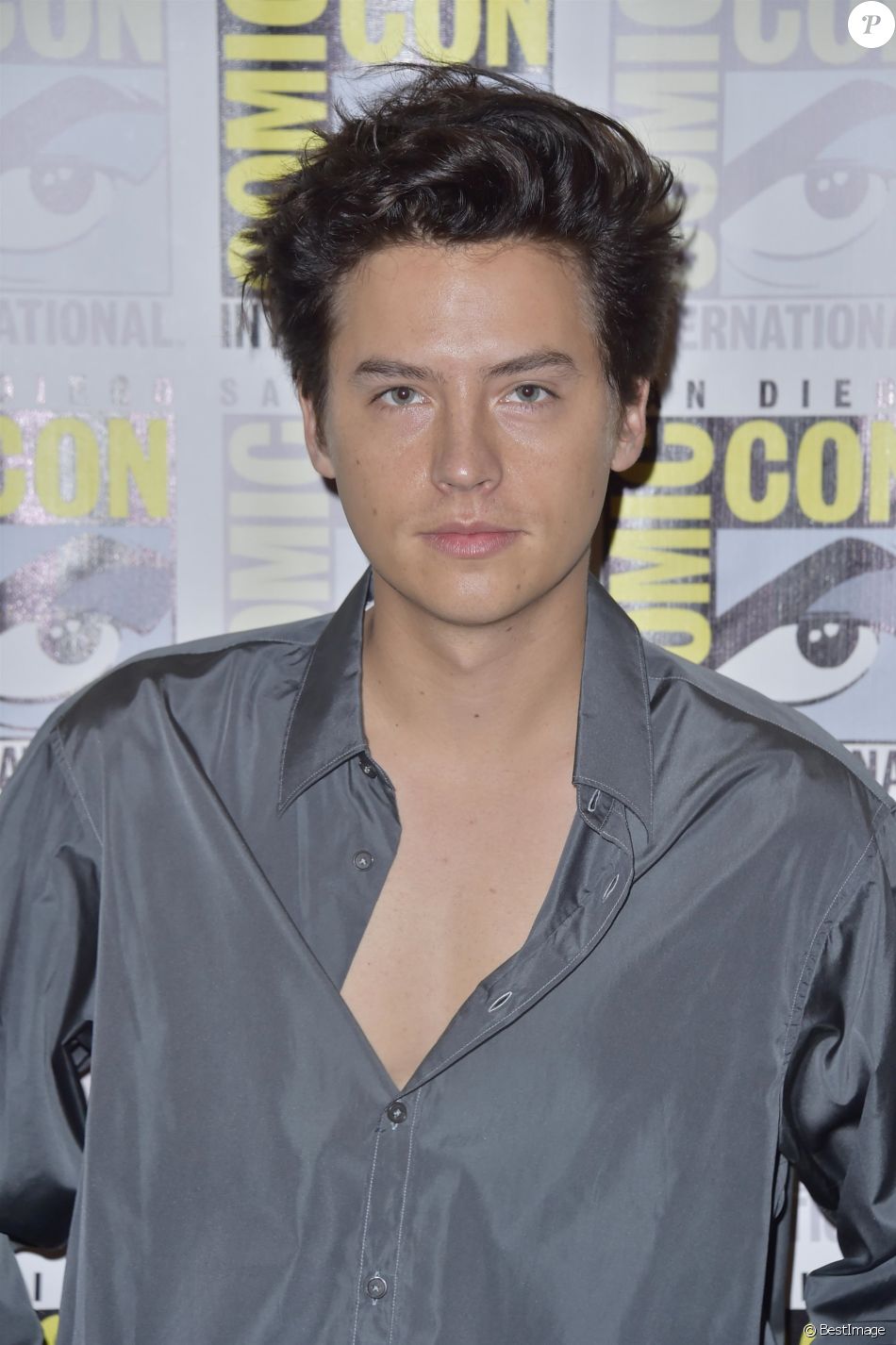 Cole Sprouse - Photocall de la série Ruverdale au Comic-Con 2019 à San ...