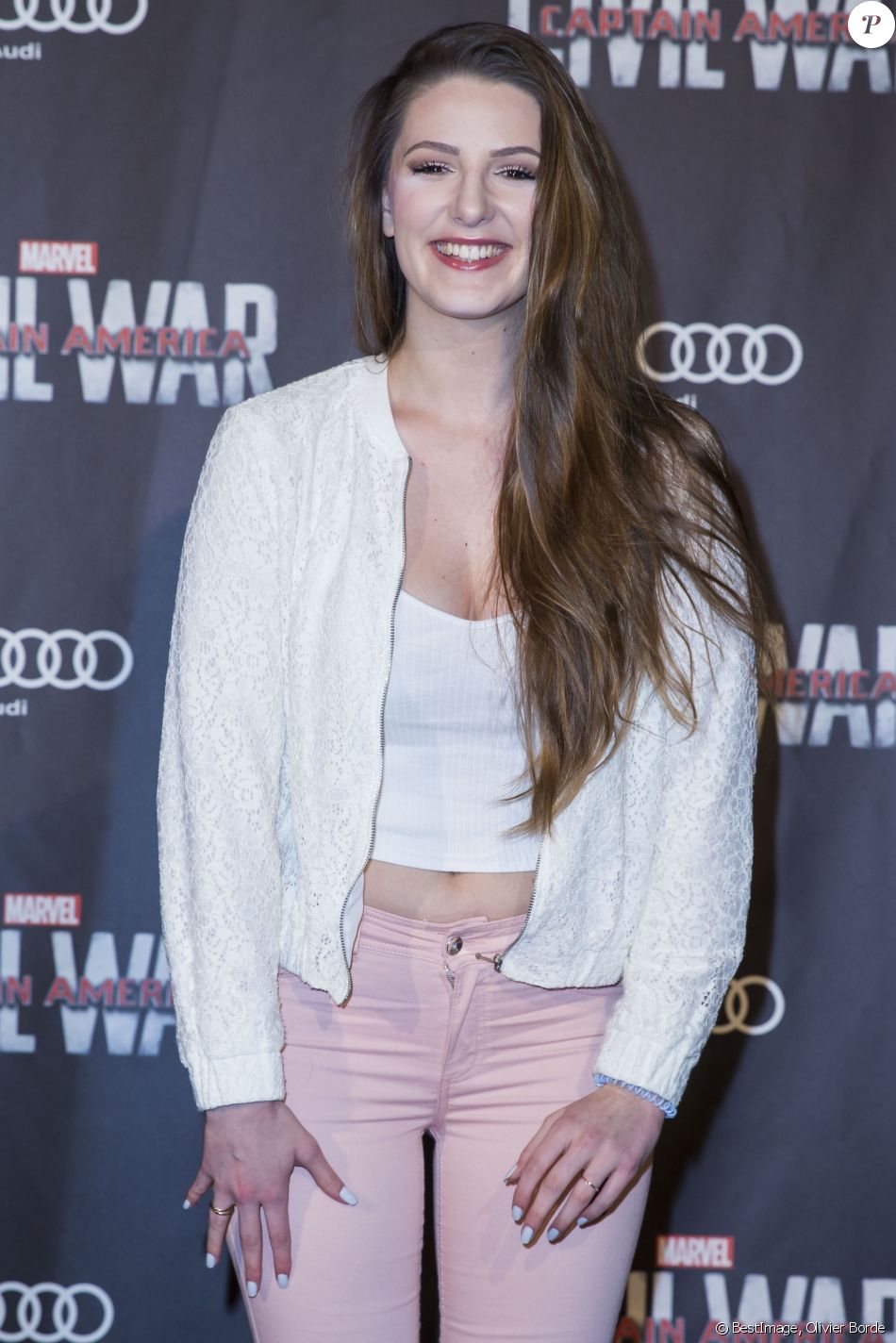 La youtubeuse Emma CakeCup (Emma Caritz) - Avant-première du film ...