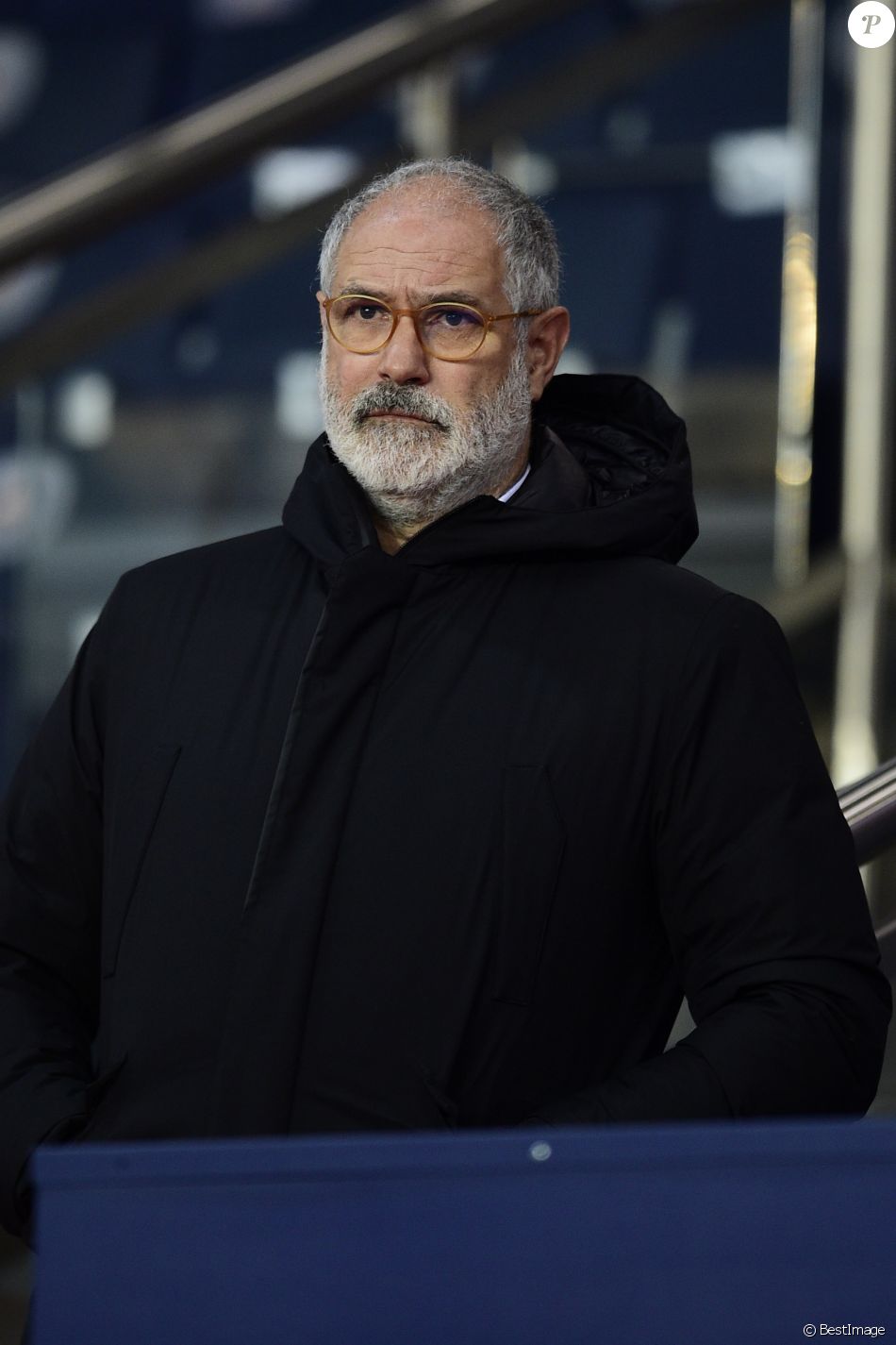 Andoni Zubizarreta dans les tribunes lors du match de Ligue 1 PSG - OM ...