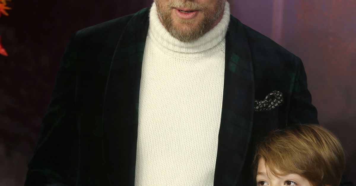 Guy Ritchie et son fils Rafael - Les célébrités assistent à la première ...