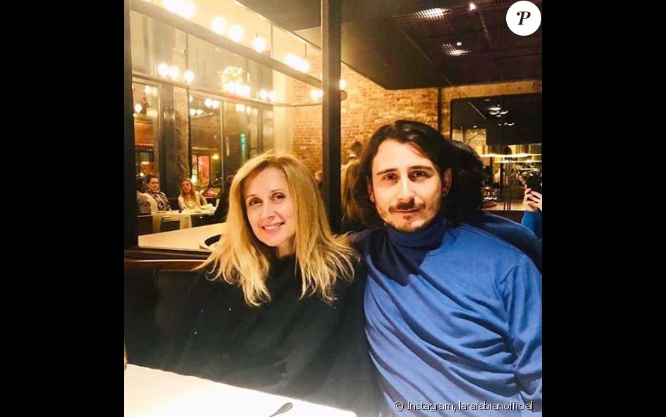 Lara Fabian et son mari Gabriel, au restaurant à Montréal, le 16 avril ...