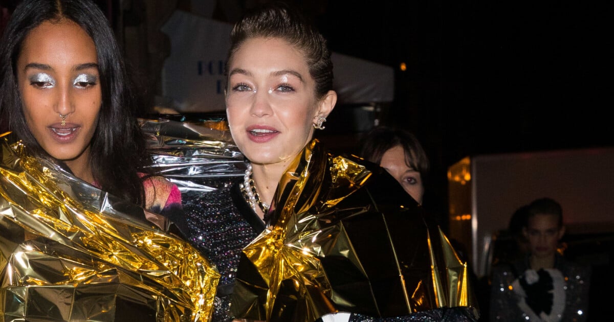 Gigi Hadid : En couverture de survie après le défilé Chanel - Purepeople