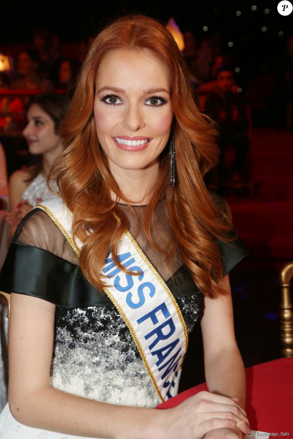Exclusif - Maëva Coucke (Miss France 2018) - Enregistrement de l ...