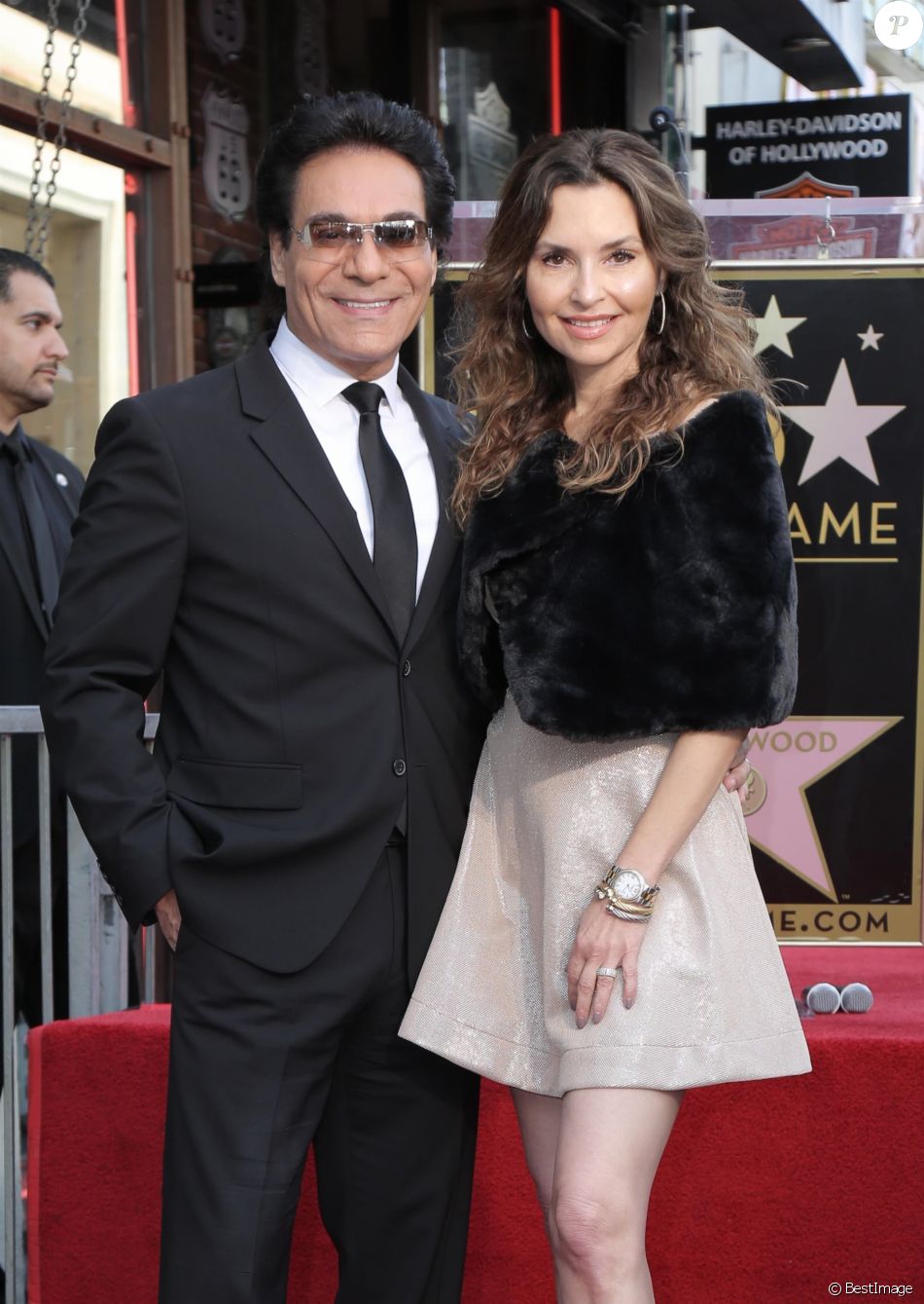 Andy Andranik Madadian et sa femme Shani Rigsbee - Le chanteur arméno ...