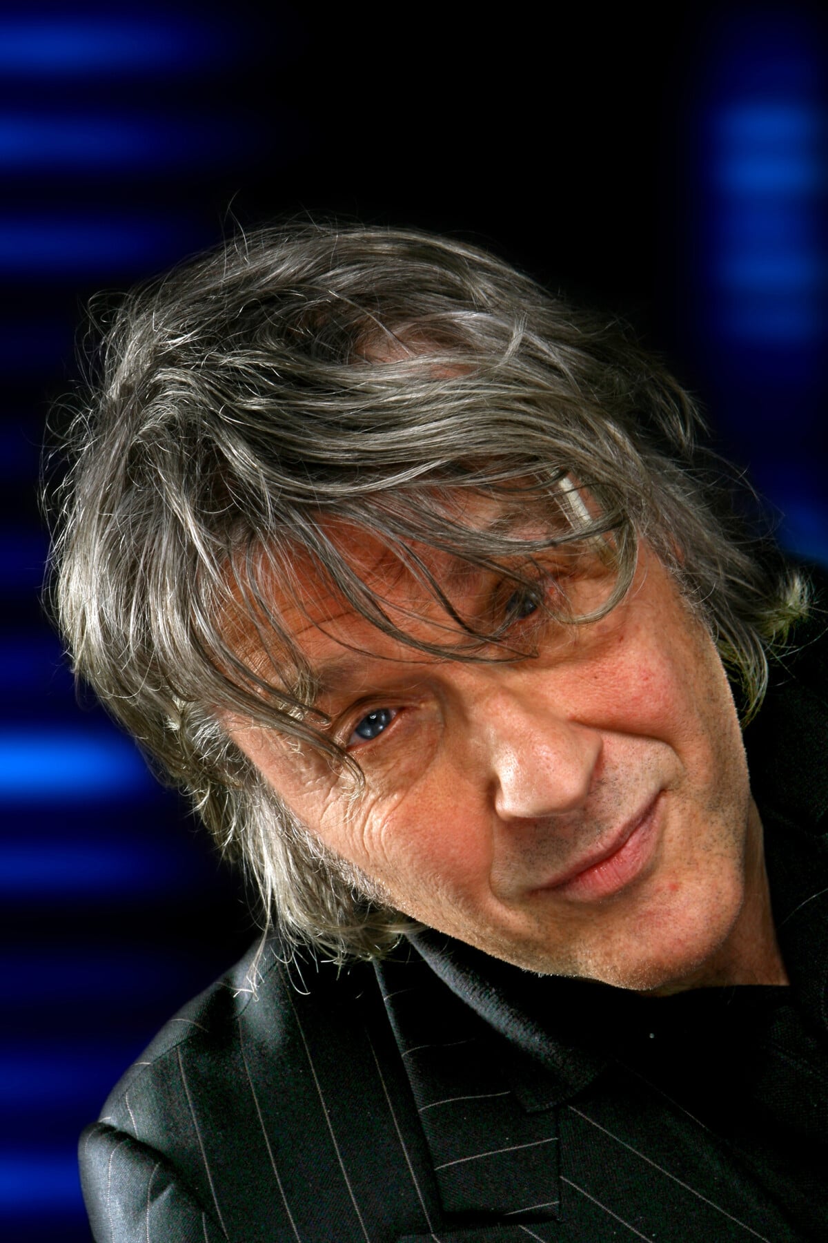 Photo : Arno, portrait en studio à Paris en 2008 - Purepeople