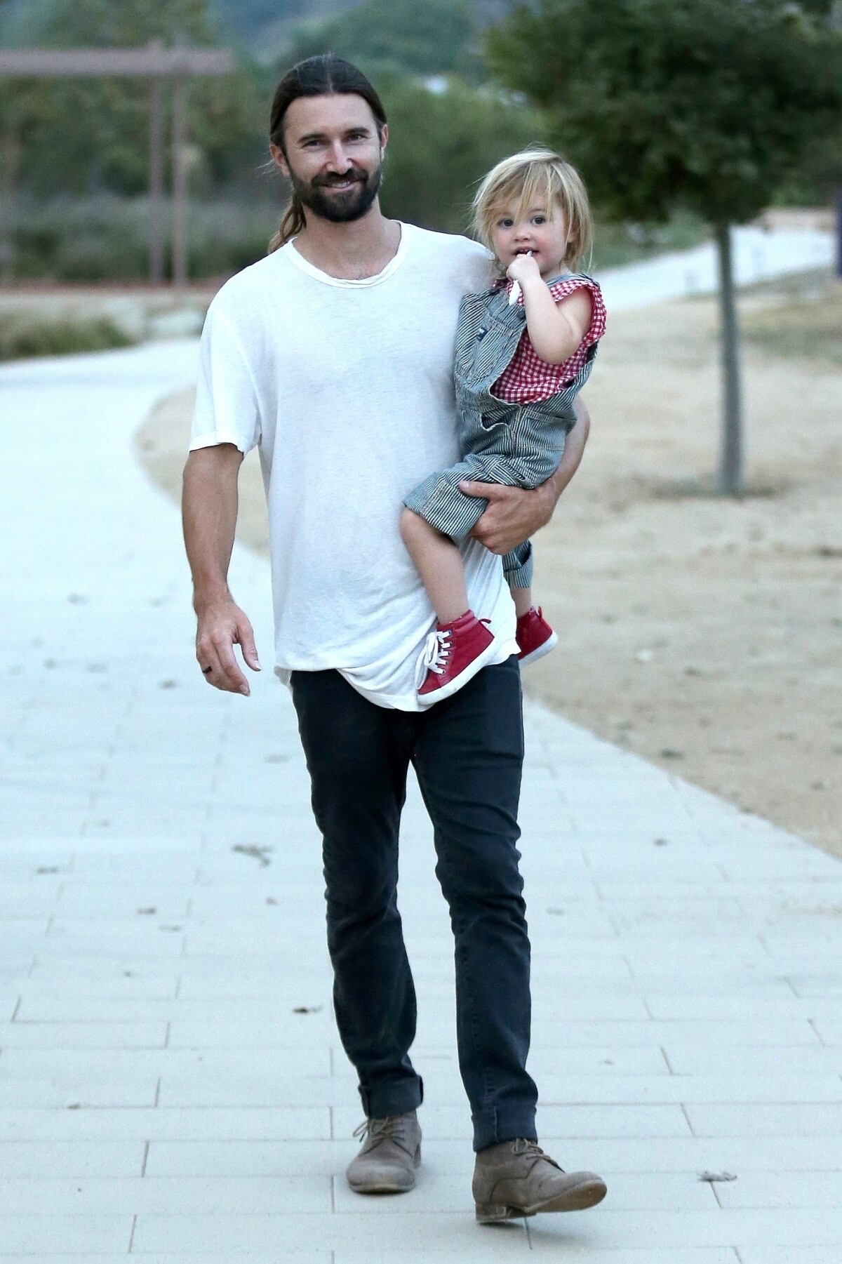 Photo : Brandon Jenner se promène avec sa femme Leah Felder-Jenner et ...