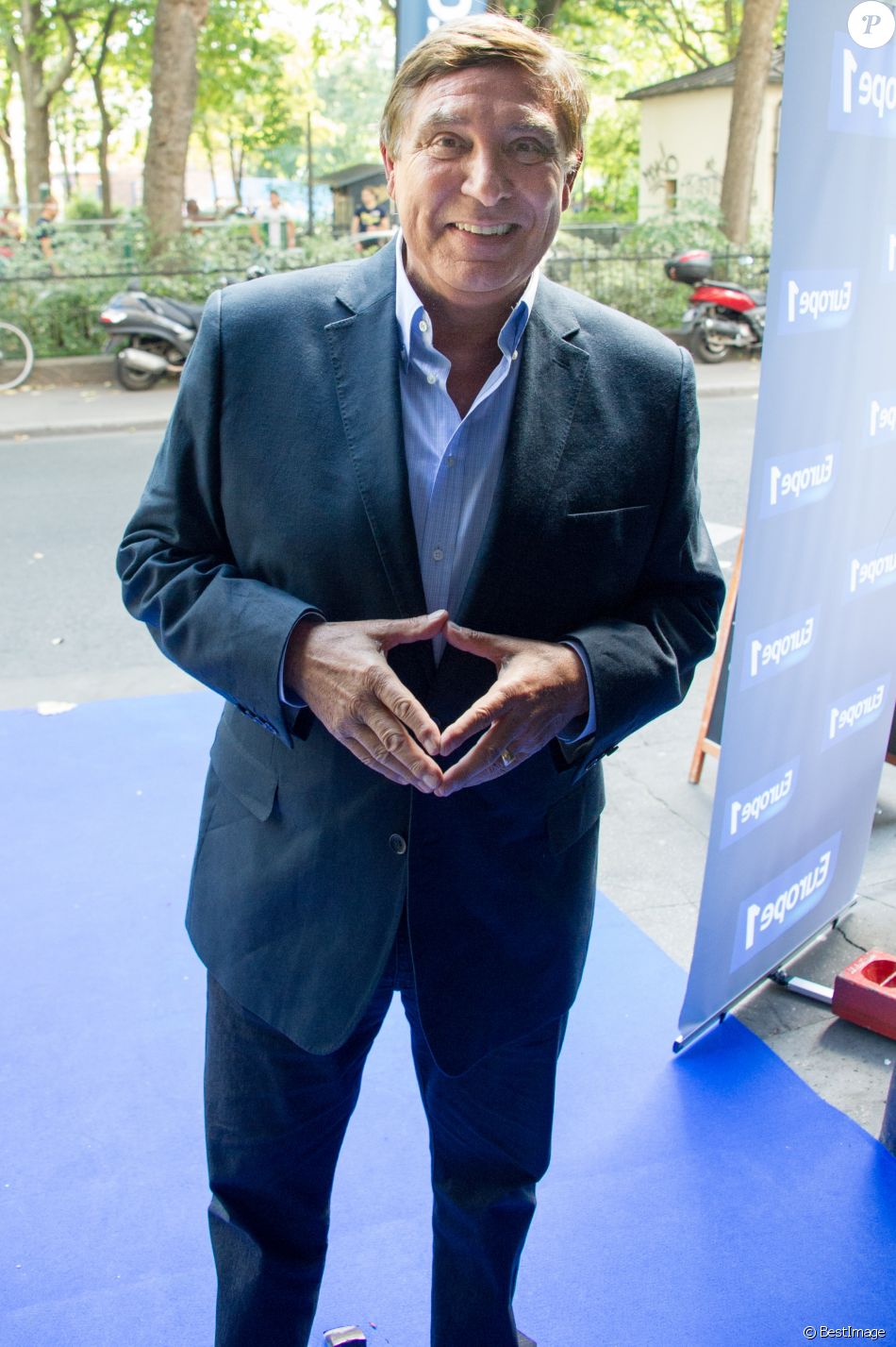 Jean-Pierre Foucault - Arrivées à la conférence de rentrée de Europe 1 ...