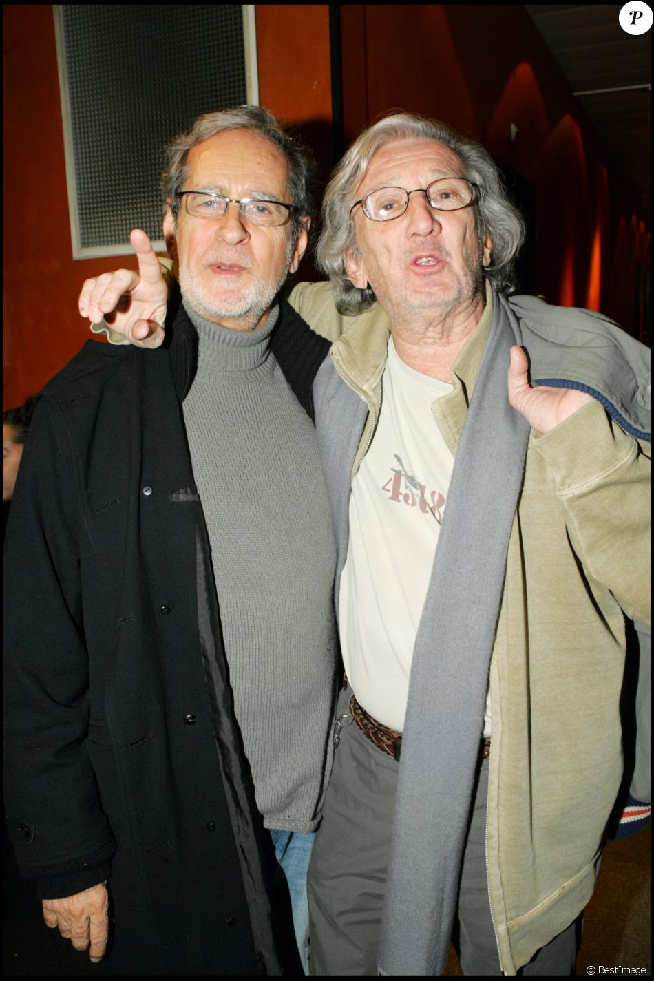 Edouard Molinaro et Daniel Cauchy en janvier 2005 à Paris lors d'une ...