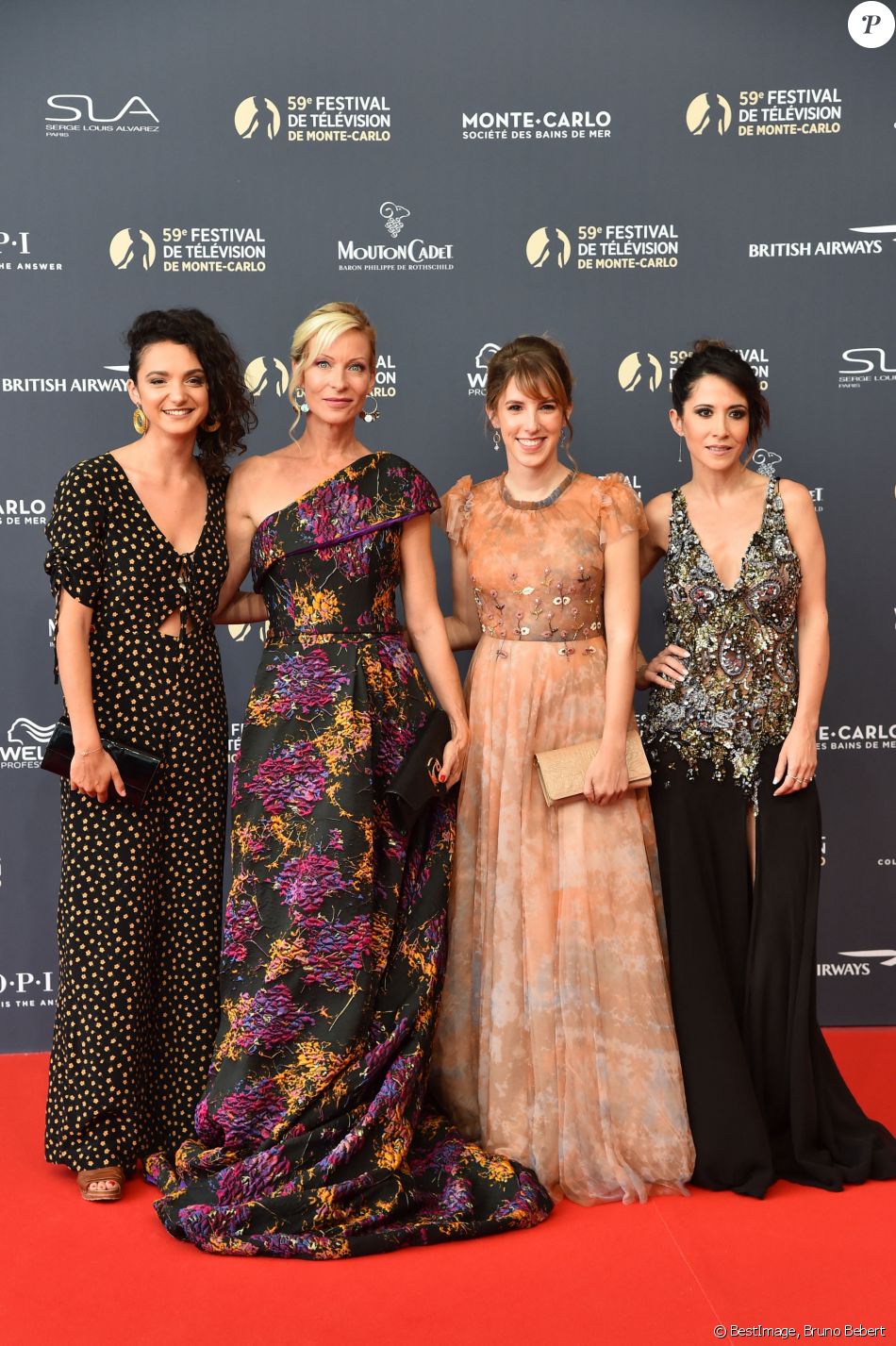 Pauline Bression, Rebecca Hampton ( robe Christophe Guillarmé à ...