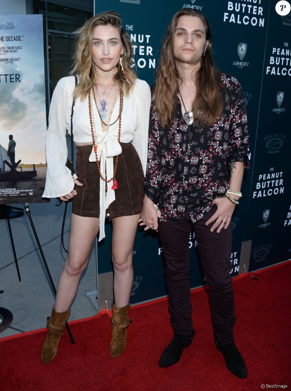 Paris Jackson et Gabriel Glenn à la projection du film The Peanut ...