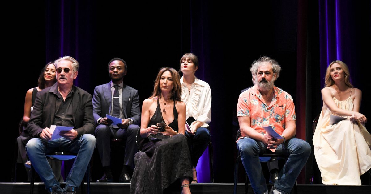 Benoit Delepine, Manele Labidi, Marc Zinga, Elsa Zylberstein, Clara ...