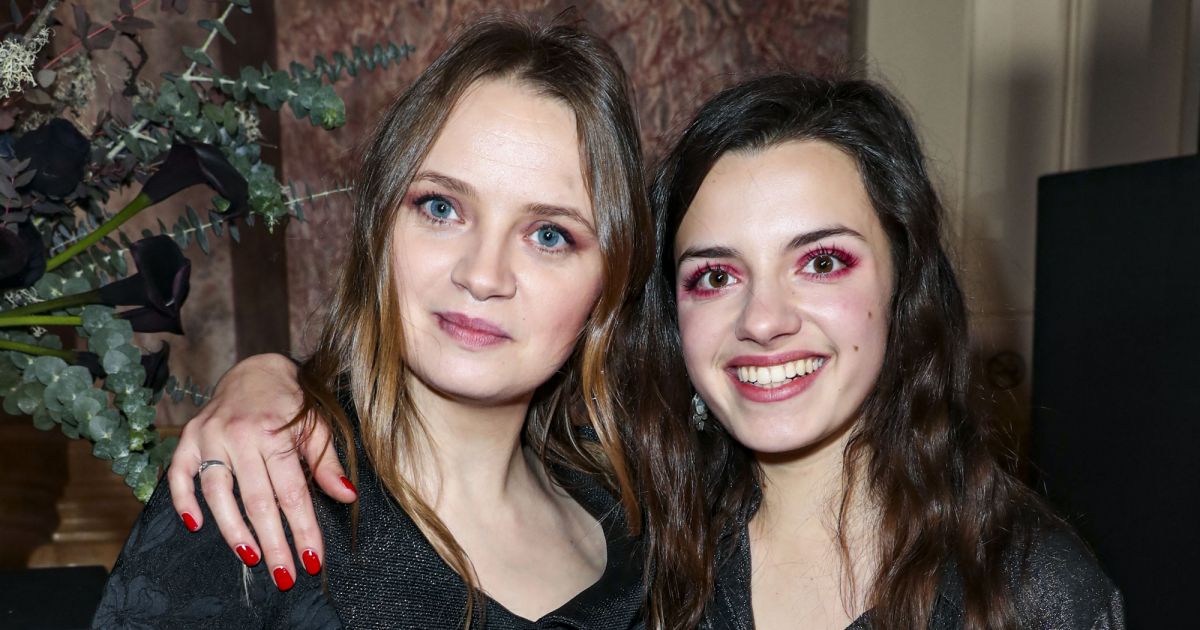 Zéa Duprez et Sara Forestier - Intérieur du dîner Chanel des ...