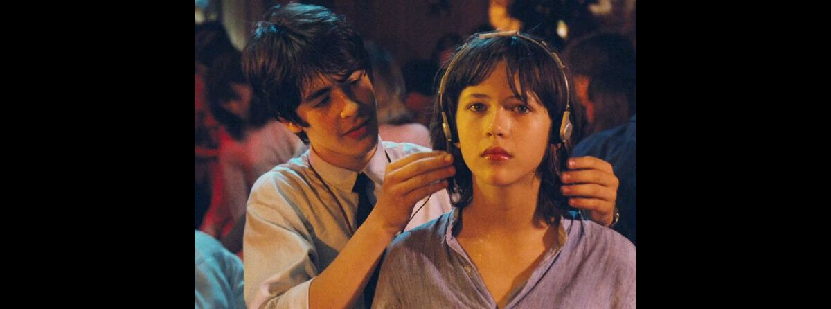 Photo : Sophie Marceau et Alexandre Sterling dans le film "La Boum ...