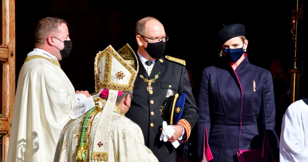 monseigneur Dominique-Marie David, Archevêque de Monaco, le prince ...
