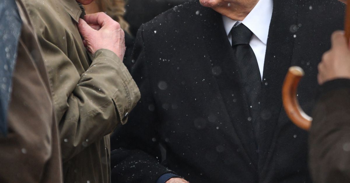 Exclusif - Valéry Giscard d'Estaing - Obsèques de Xavier Gouyou ...