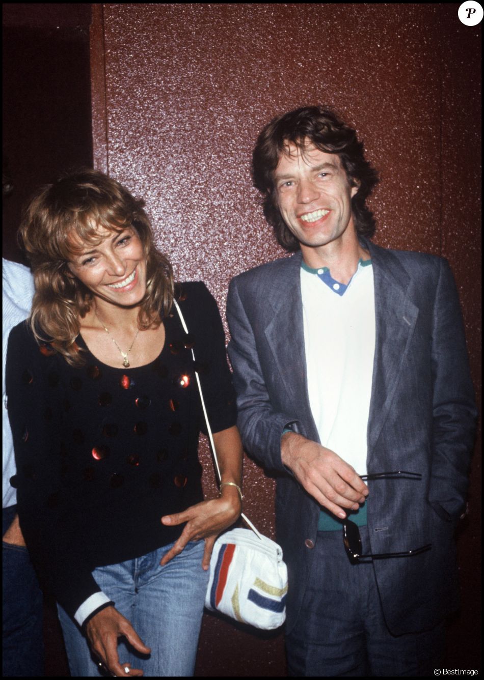 Nathalie Delin et Mick Jagger en soirée à L'Apocalypse en 1983 ...
