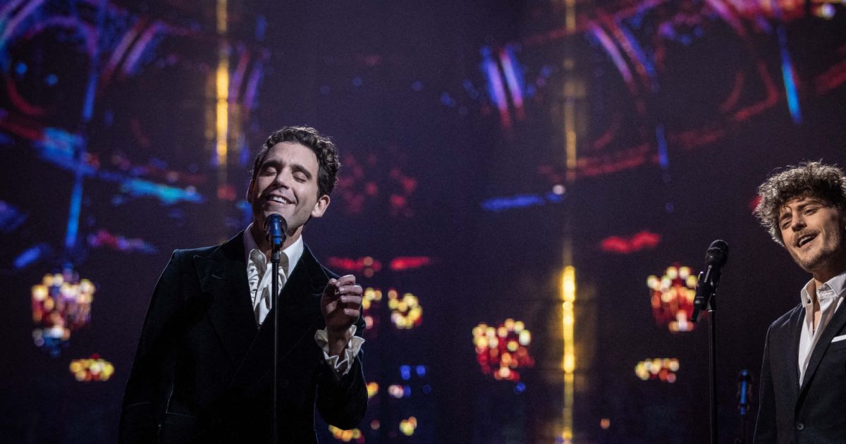 Exclusif - Mika en concert à l'Opéra Royal de Versailles, diffusé le 5 ...