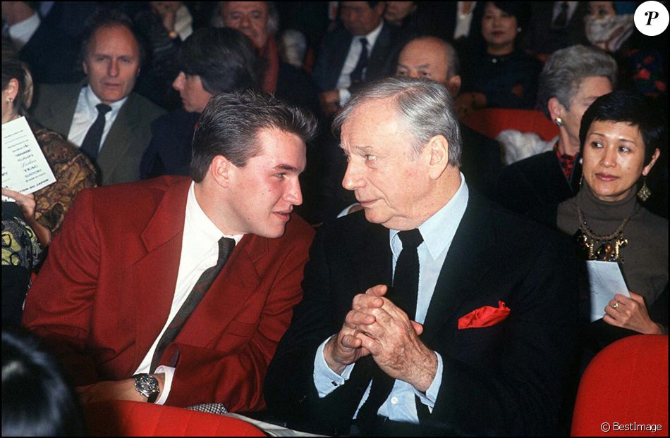 Yves Montand : Son fils Valentin papa et marié, Benjamin Castaldi vend ...