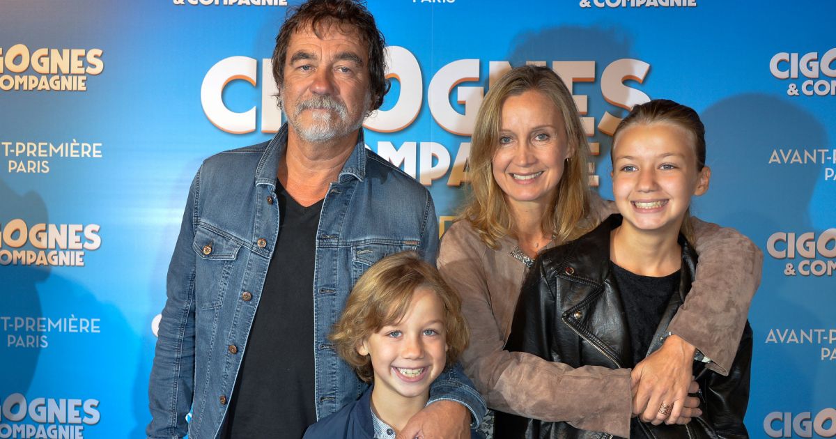 Olivier Marchal, Catherine Marchal et leur enfant Basile et Ninon ...