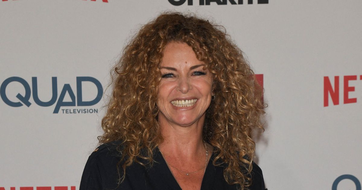 Manuela Lopez à l'avant-première de série télévisé TF1 Le Bazar de la ...