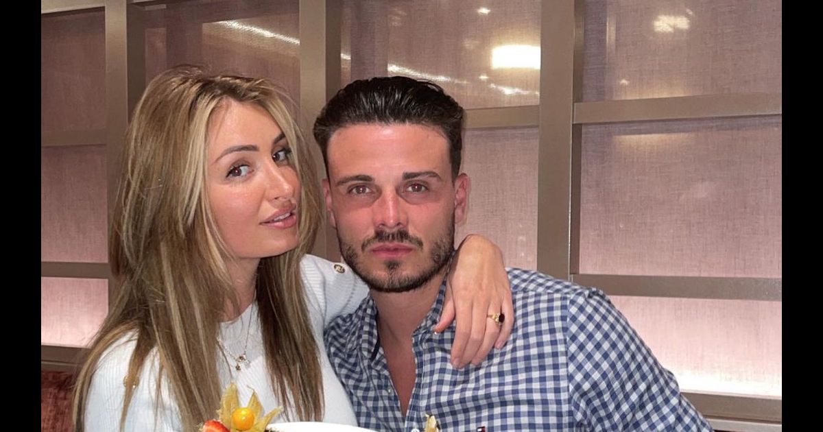 Beverly Bello et Noah en Italie, le 16 mai 2021 - Purepeople