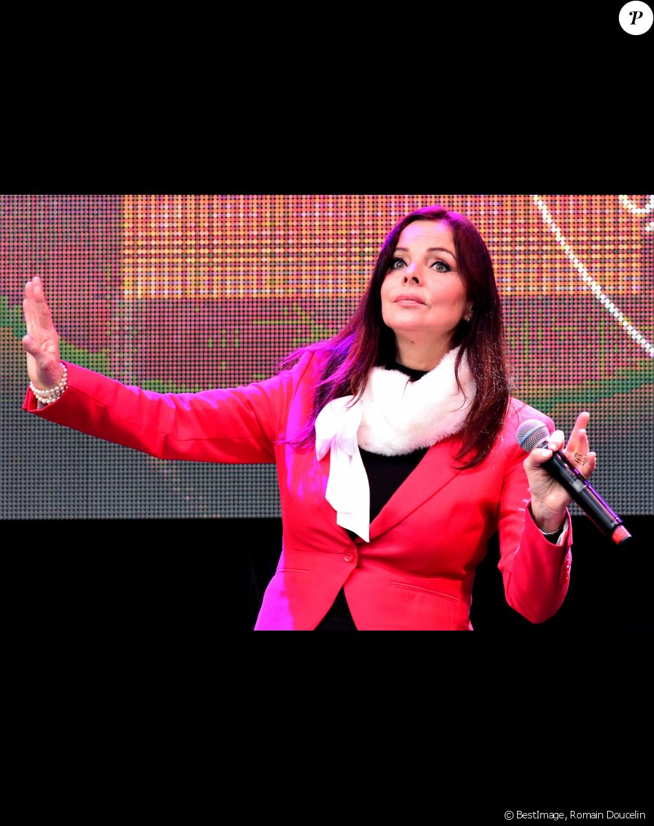 Douchka est grand-mère : la star de 58 ans annonce la bonne nouvelle en ...
