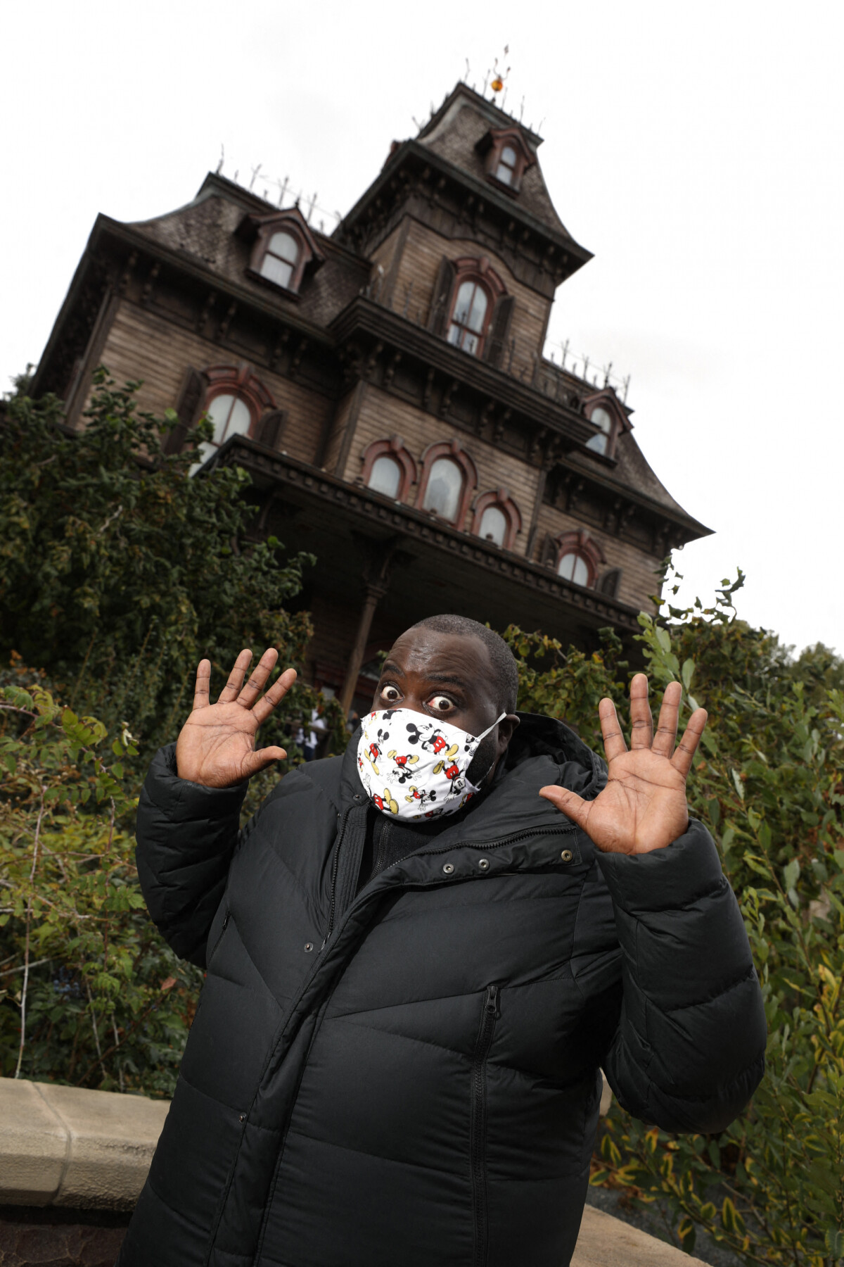 Vidéo : Issa Doumbia - Le Festival Halloween Disney vient ...