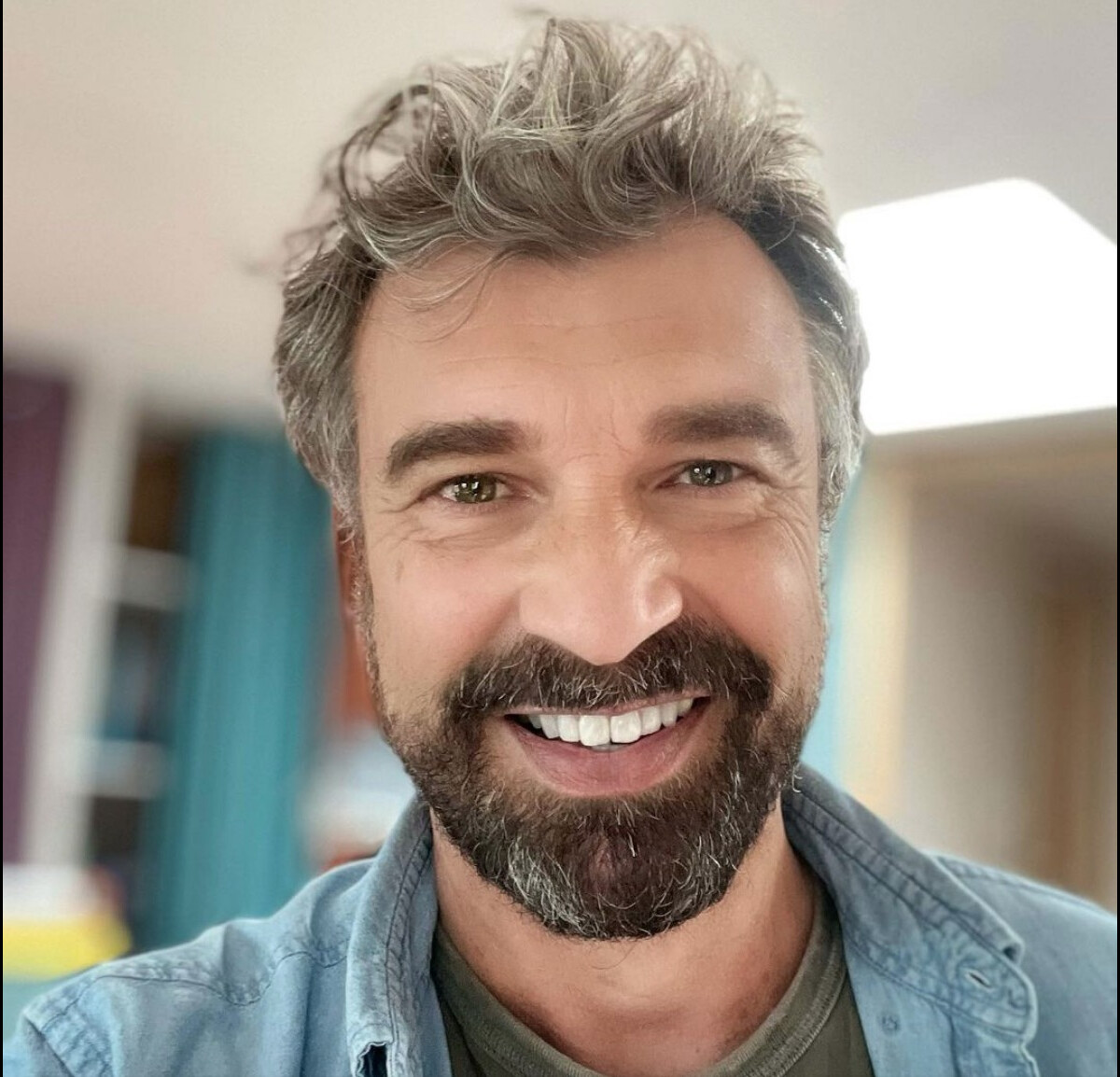 Photo : Jean-Pierre Michaël, l'époux de Cécile Bois, sur Instagram. Le ...
