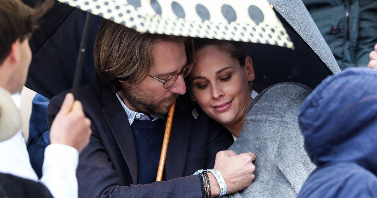 Mathieu Vergne et sa femme Ophélie Meunier - Célébrités dans les ...
