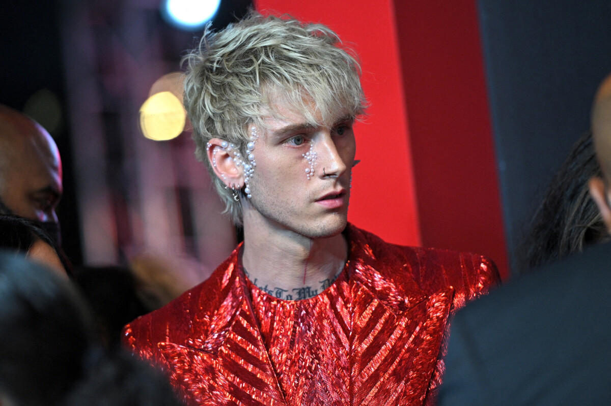 Photo : Machine Gun Kelly aux MTV Video Music Awards 2021. Brooklyn ...