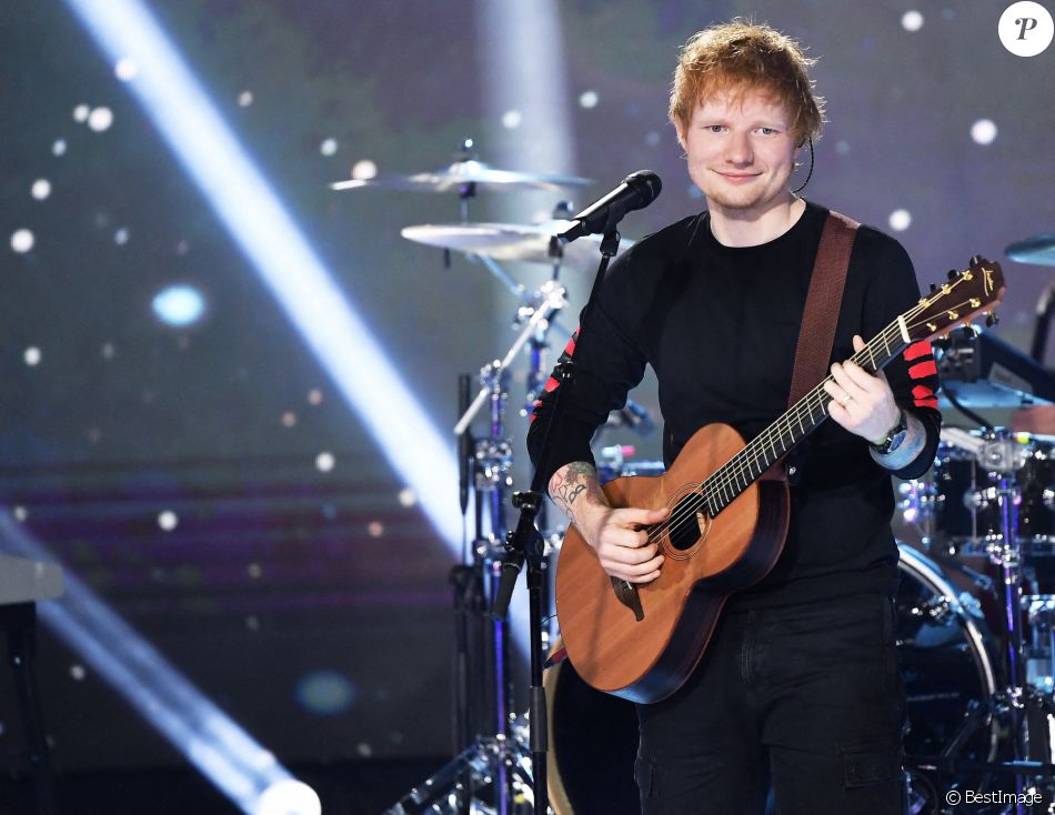 Ed Sheeran se produit dans l'émission Idol sur TV4 en Suède le 7 ... Ed Sheeran se produit dans l'émission Idol sur TV4 en Suède le 7 ...