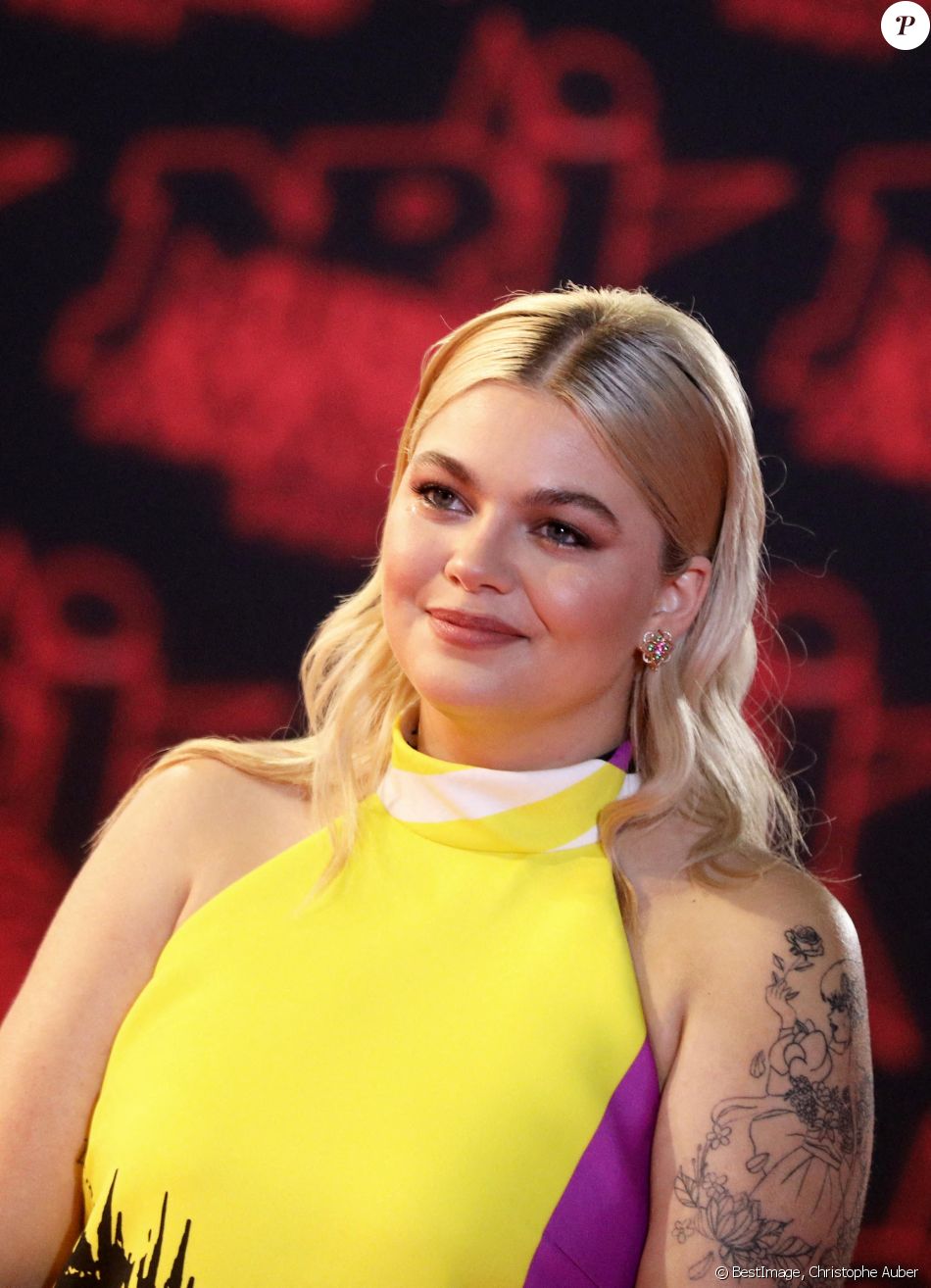 Louane Emera - 23e édition des NRJ Music Awards 2021 au Palais des ...