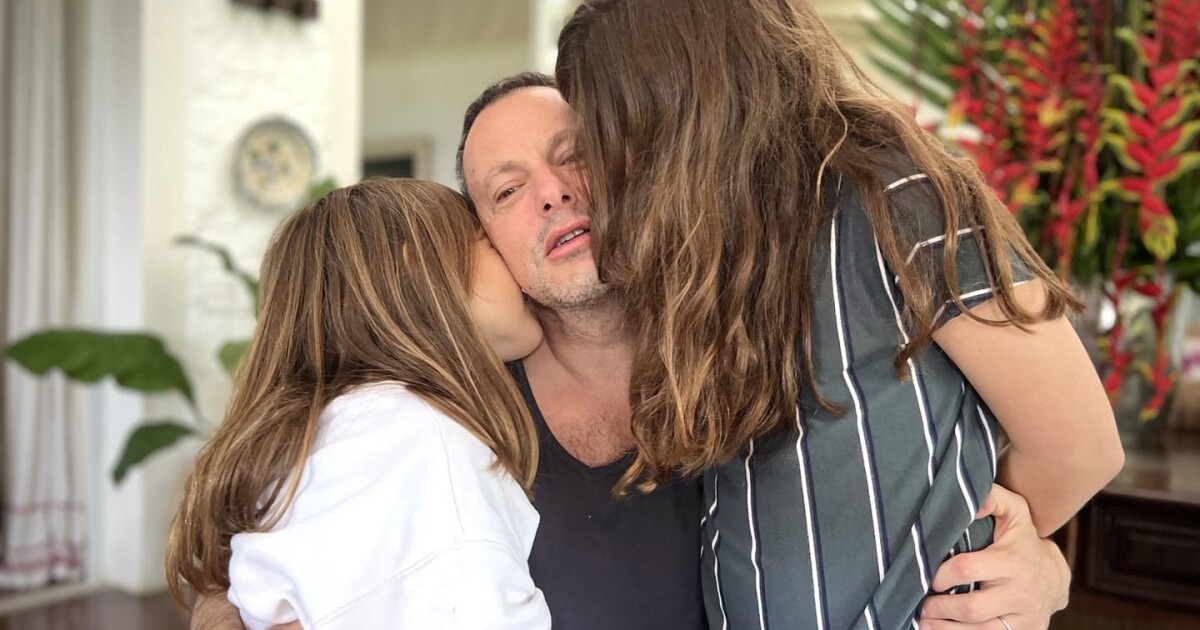 "Je suis la caricature de ça" : Marc-Olivier Fogiel, ce que ses filles ...