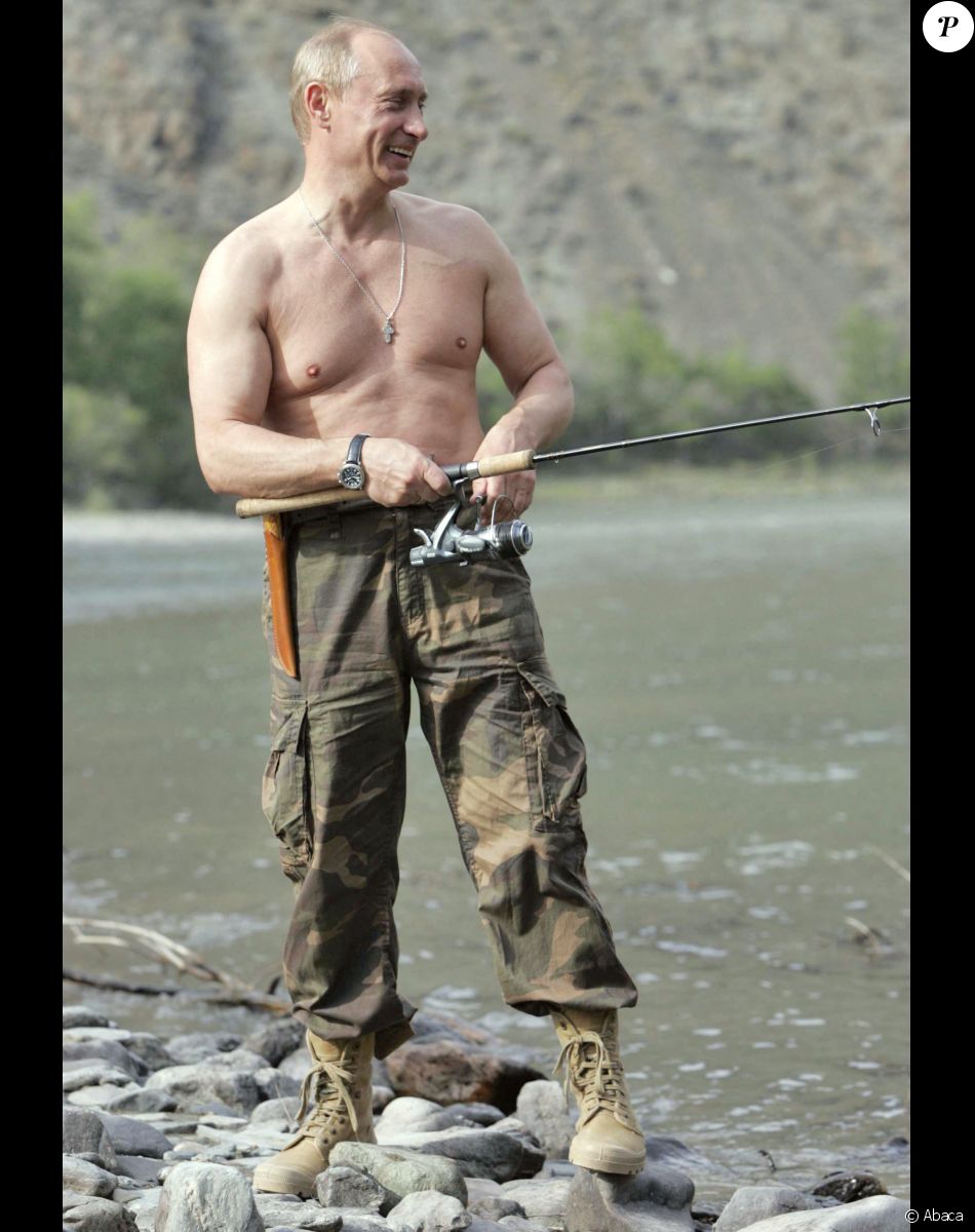 Vladimir Poutine : Pourquoi le dirigeant russe passe-t-il son temps à ...