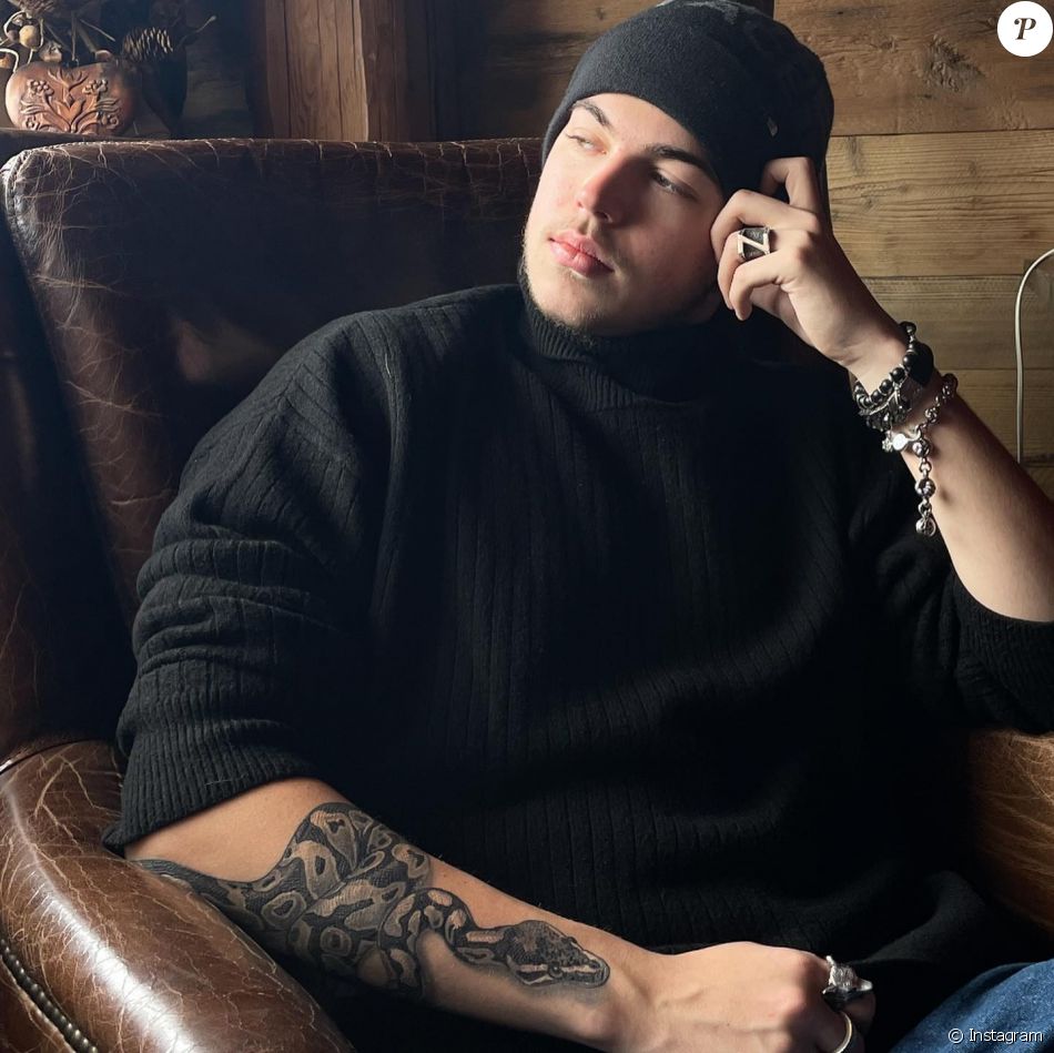 Enzo, le fils de Flavie Flament et Benjamin Castaldi - Purepeople